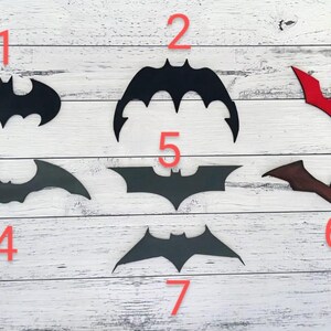 Custom Batarangs Made From Thin Wood Can Be Used for Display and Stuck ...