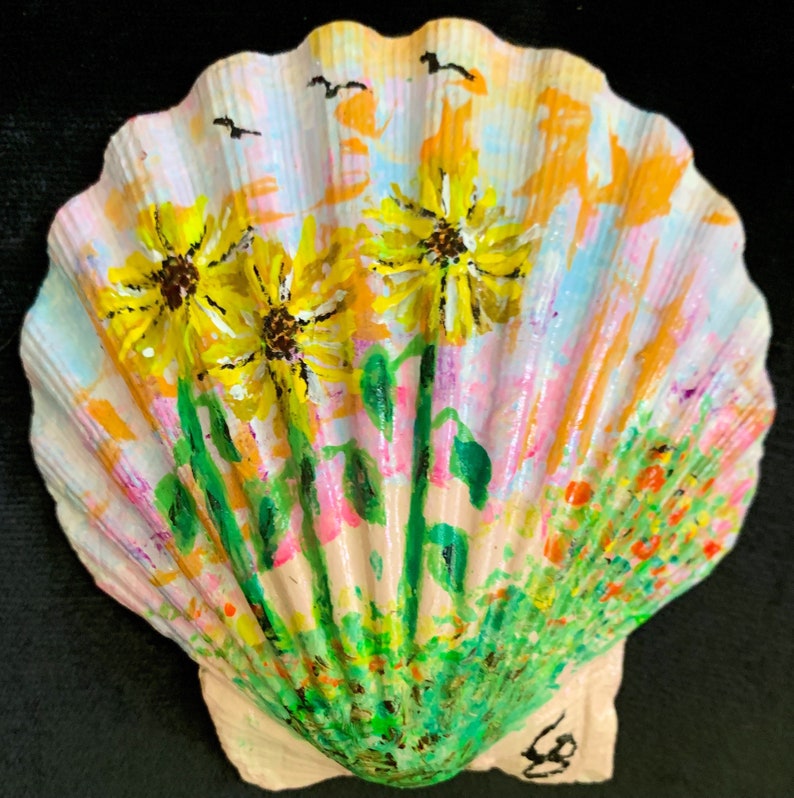Scallop Shells. Autumn in the Air, Artistically Original Hand Painted ...
