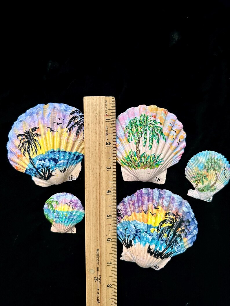 Tropical Palm Trees Painted on a Scallop Shells. - Etsy