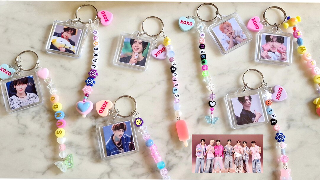 ENHYPEN - XOXO *inspired* Keychain!! Choose Your Bias!! - Etsy