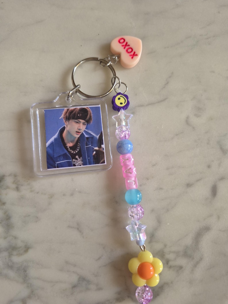ENHYPEN - XOXO *inspired* Keychain!! Choose Your Bias!! - Etsy