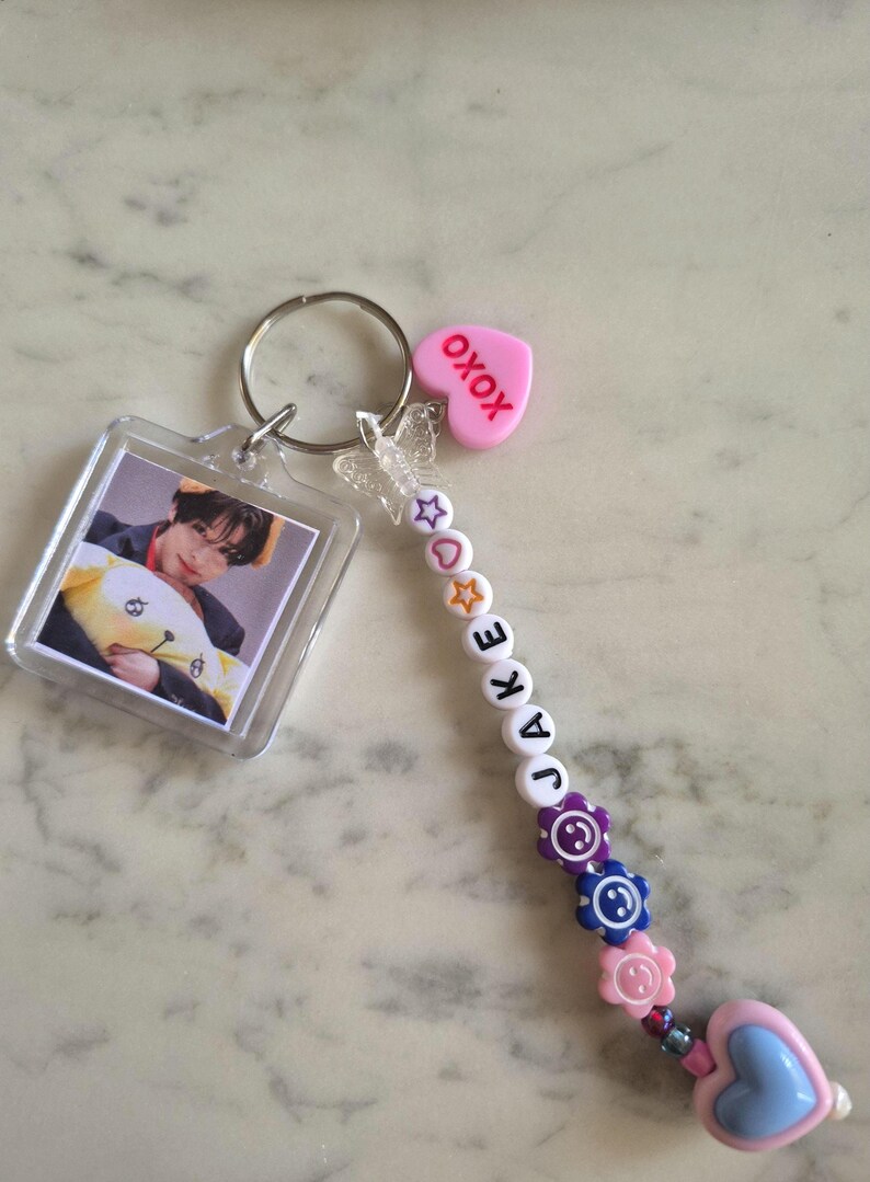 ENHYPEN - XOXO *inspired* Keychain!! Choose Your Bias!! - Etsy