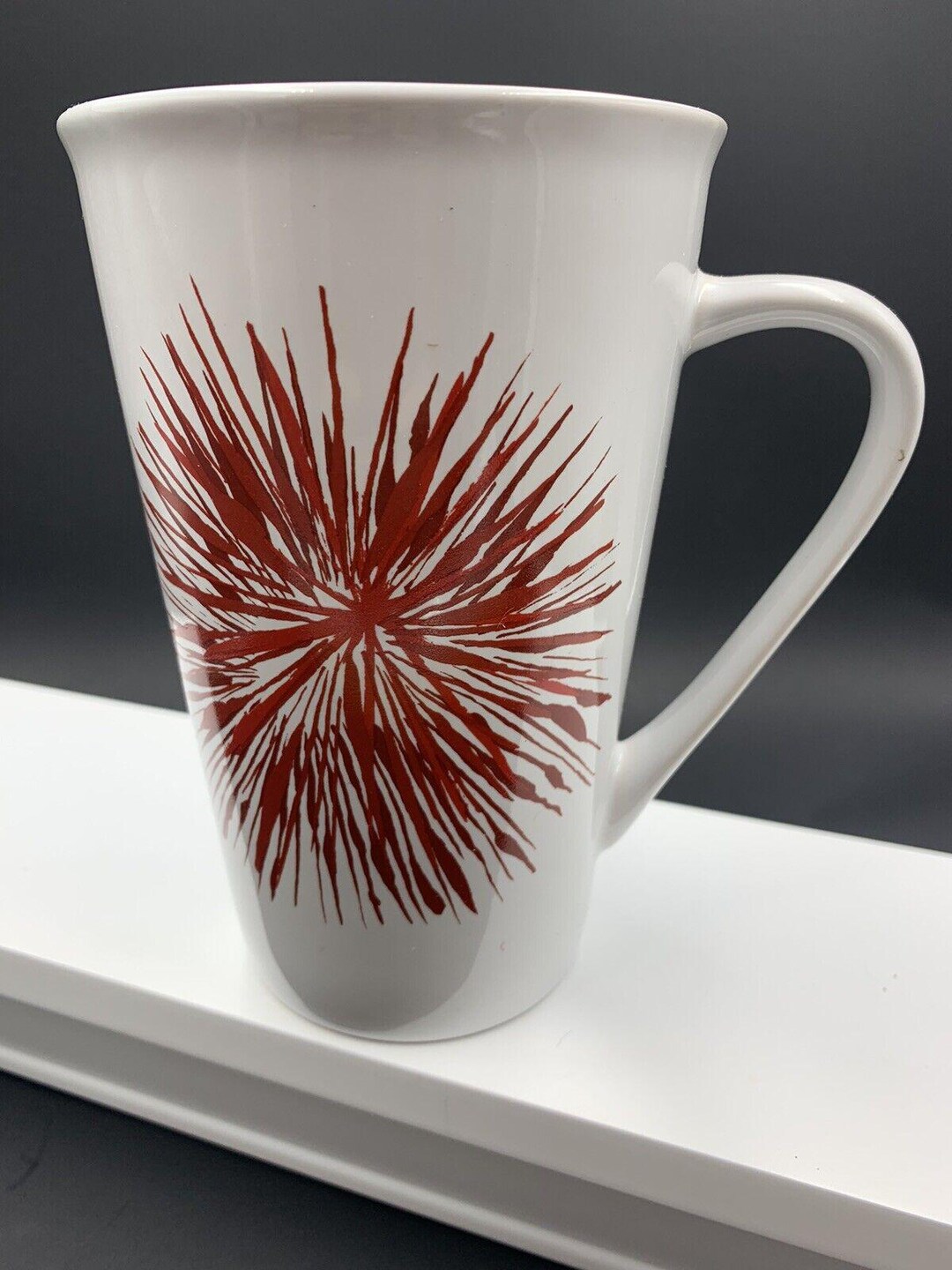 Starbucks 12 Oz Red Starburst Firework Coffee Mug Cup 2014 Tall Holiday ...