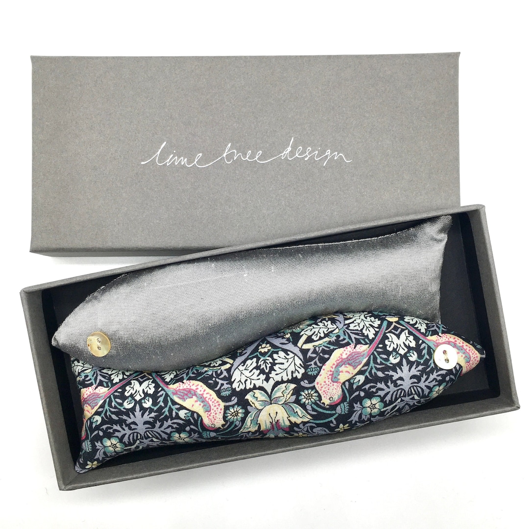 Strawberry Thief Box of 2 Lavender Fish Drawer Scenters, Handmade With ...