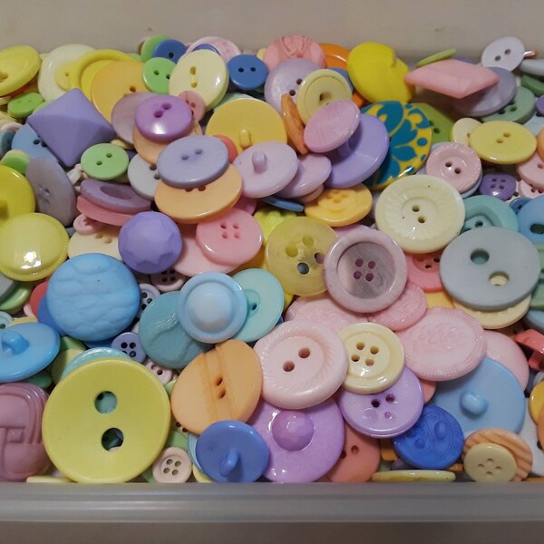 Bulk Buttons - Etsy