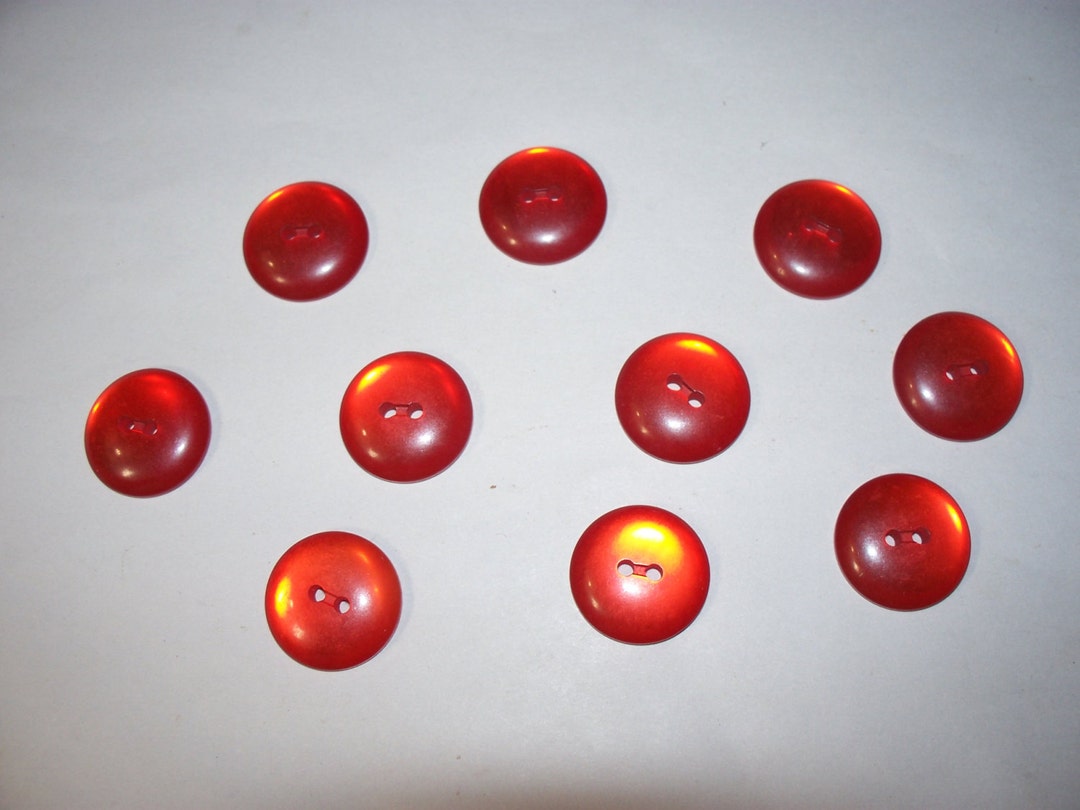 10 Buttons, Vintage Buttons, Red Buttons, Two Hole Buttons, Lot 2576 - Etsy