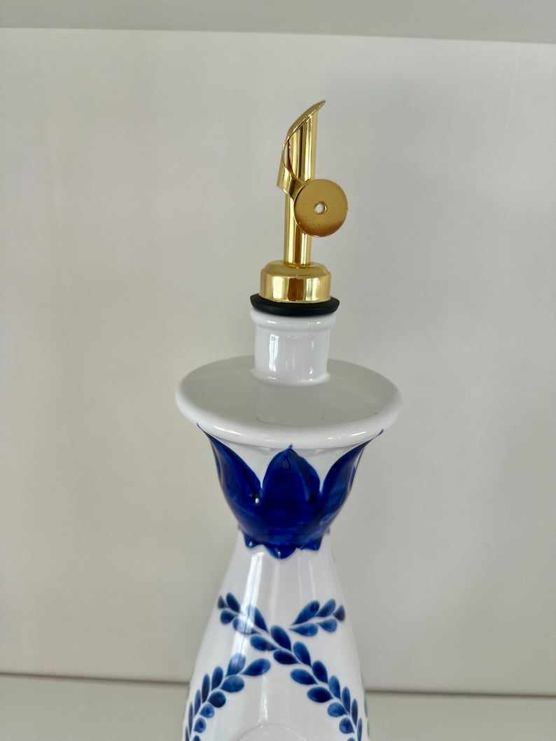 Clase Azul Olive Oil Dispenser 750 Ml Bottle With GOLD Pour Spout ...