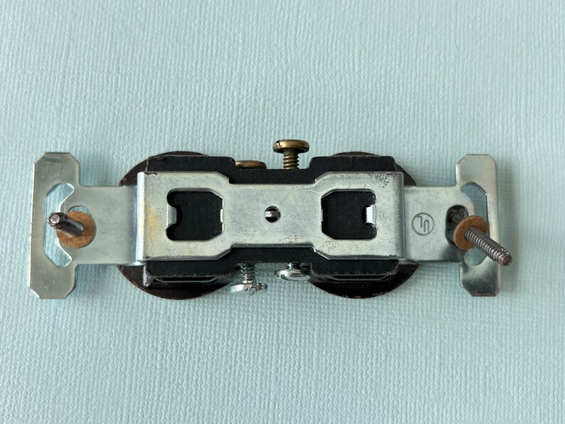 Vintage Paulding Bakelite Duplex Receptacle Outlet Brown W/box - Etsy