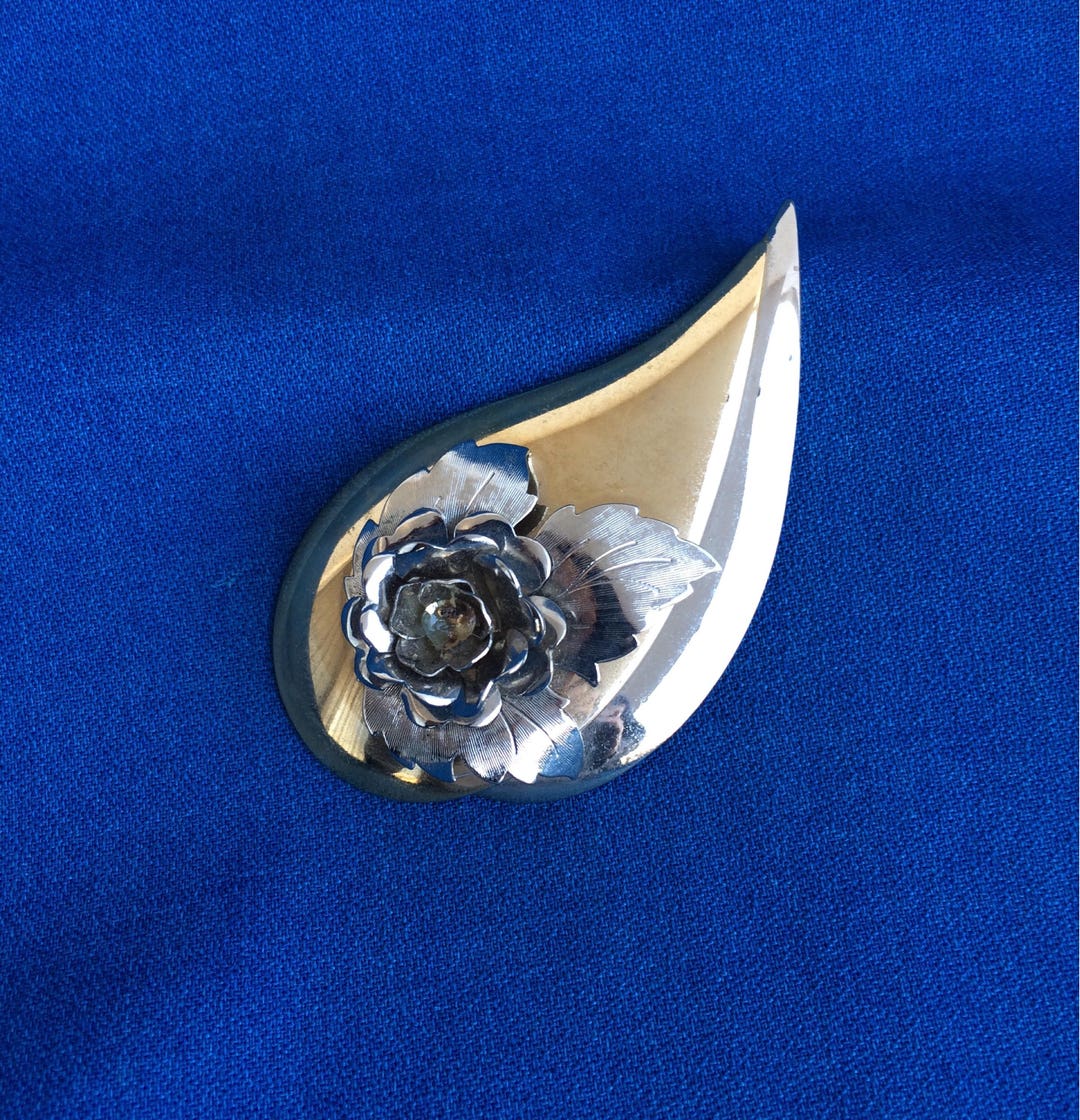 Vintage Raindrop and Flower Pin Gold and Silver Tone Metal Clothing ...