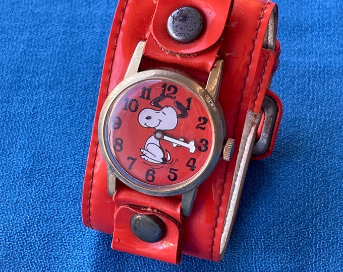 Vintage Snoopy Watch With Orange Vinyl Watch Band, Novelty Character ...