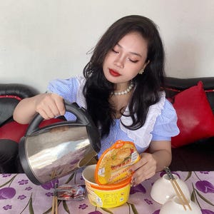 Ramen Care Package College Ramen Box Noodles Gift for College Student ...