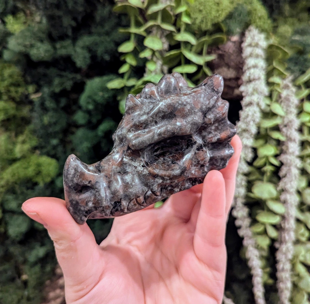 Yooperlite Dragon’s Head Carving | UV Reactive Stone of Truth ...