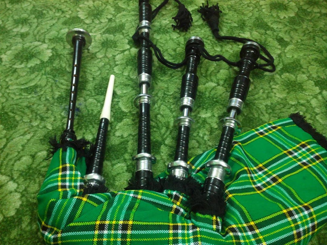 Scottish Bagpipe Complete Size Silver Stands Black Finish With Tutor ...