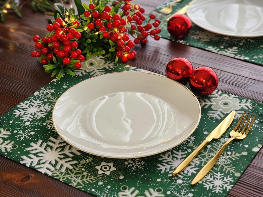 Snowflake Pattern Placemat, Reusable Placemat for Christmas Table Decor ...