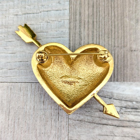 1995 "AVON" Puffy Red Heart and Arrow Brooch, Enamel … - Gem