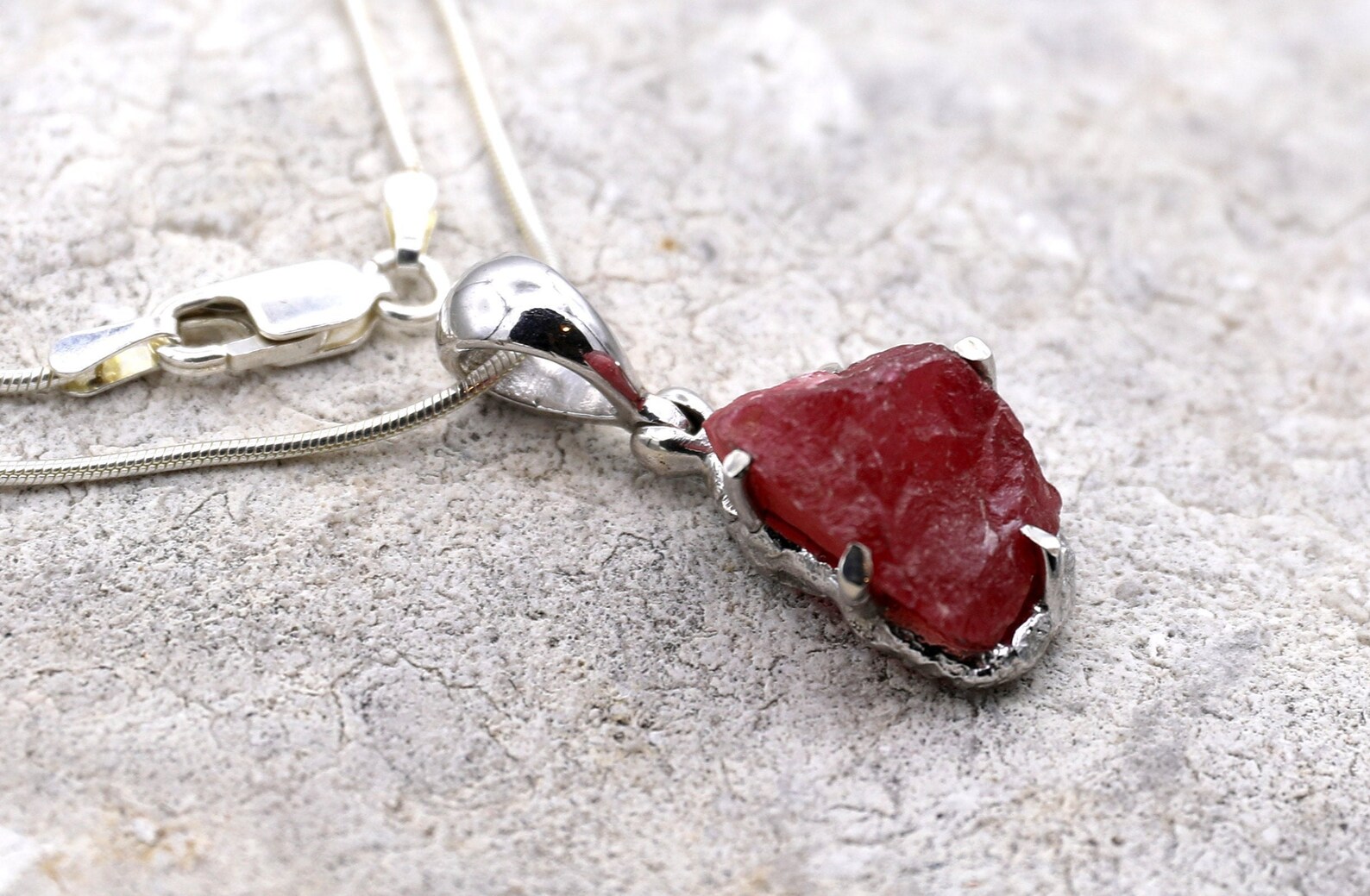 Raw Rhodonite Necklace Rhodonite Jewelry Gift for Her - Etsy