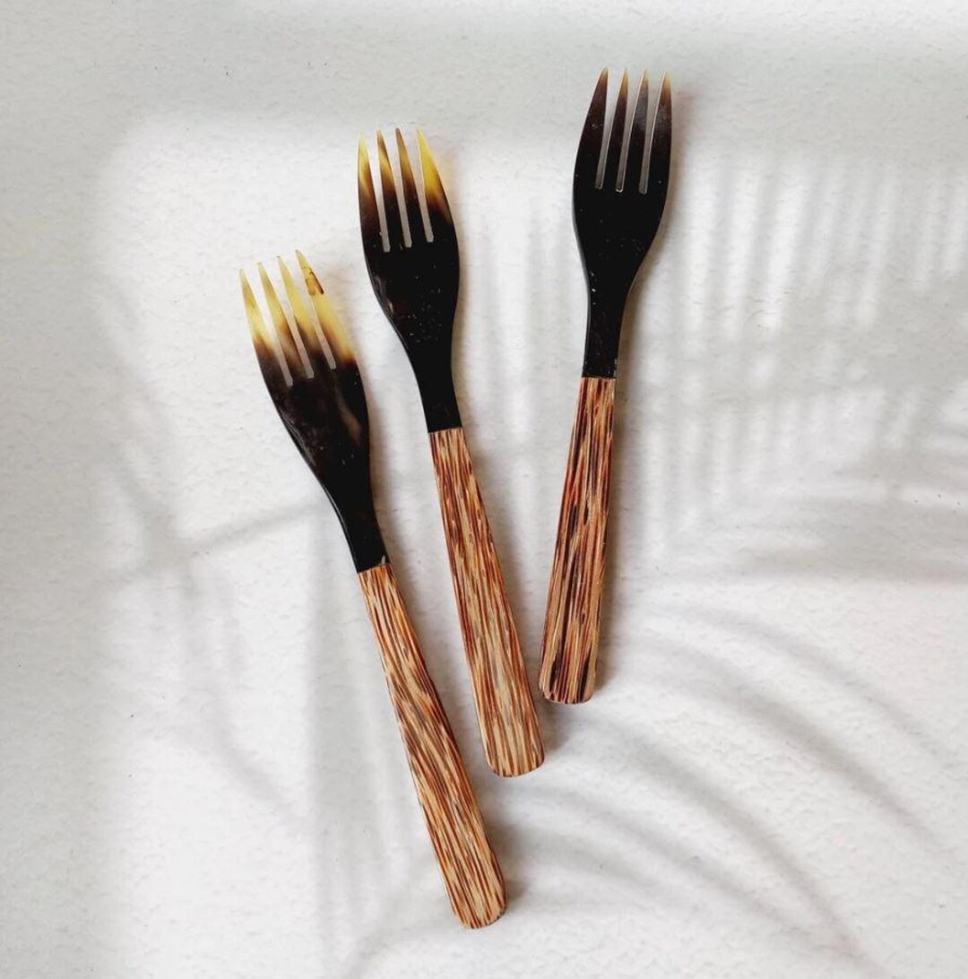 Buffalo Horn Fork With Wooden Handle Fruit and Dessert Fork Kitchen ...