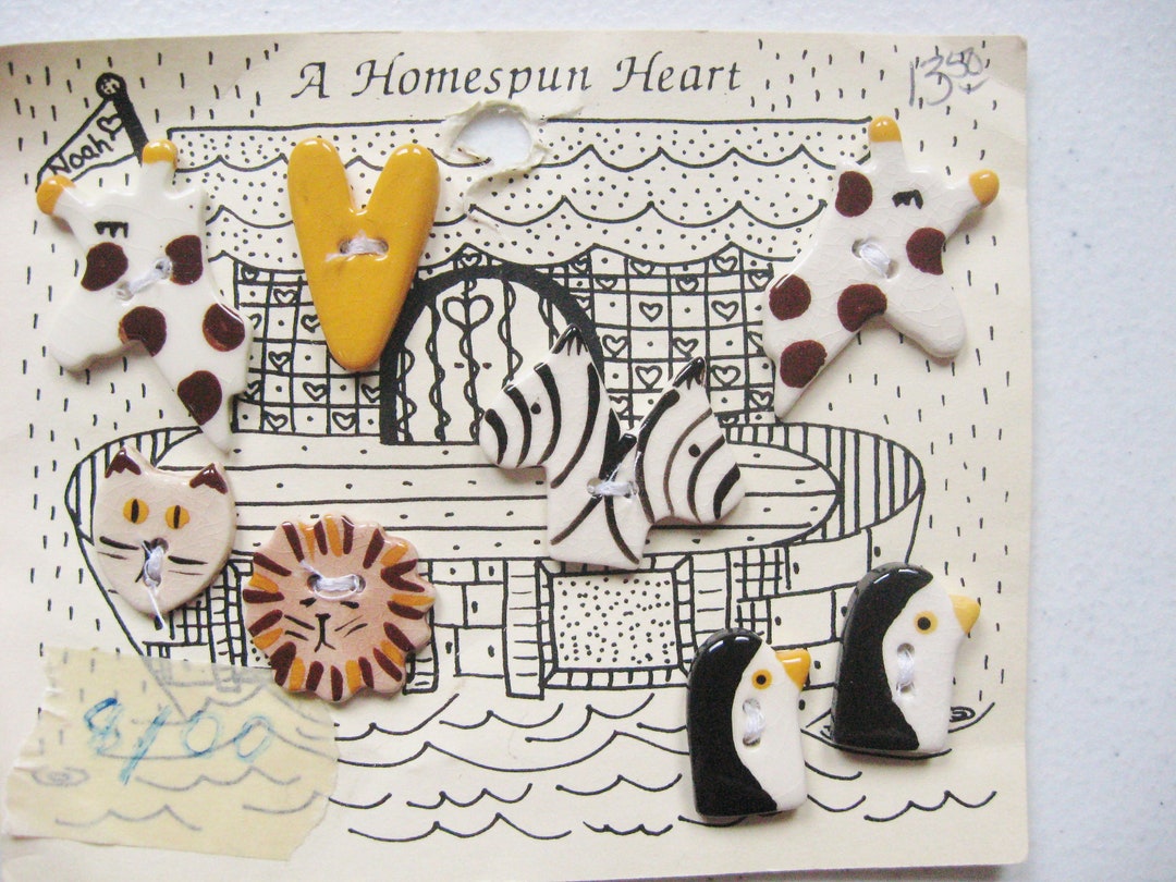 Animal Buttons / Set of 8 / Noah's Ark Animals / Giraffe, Penguins ...