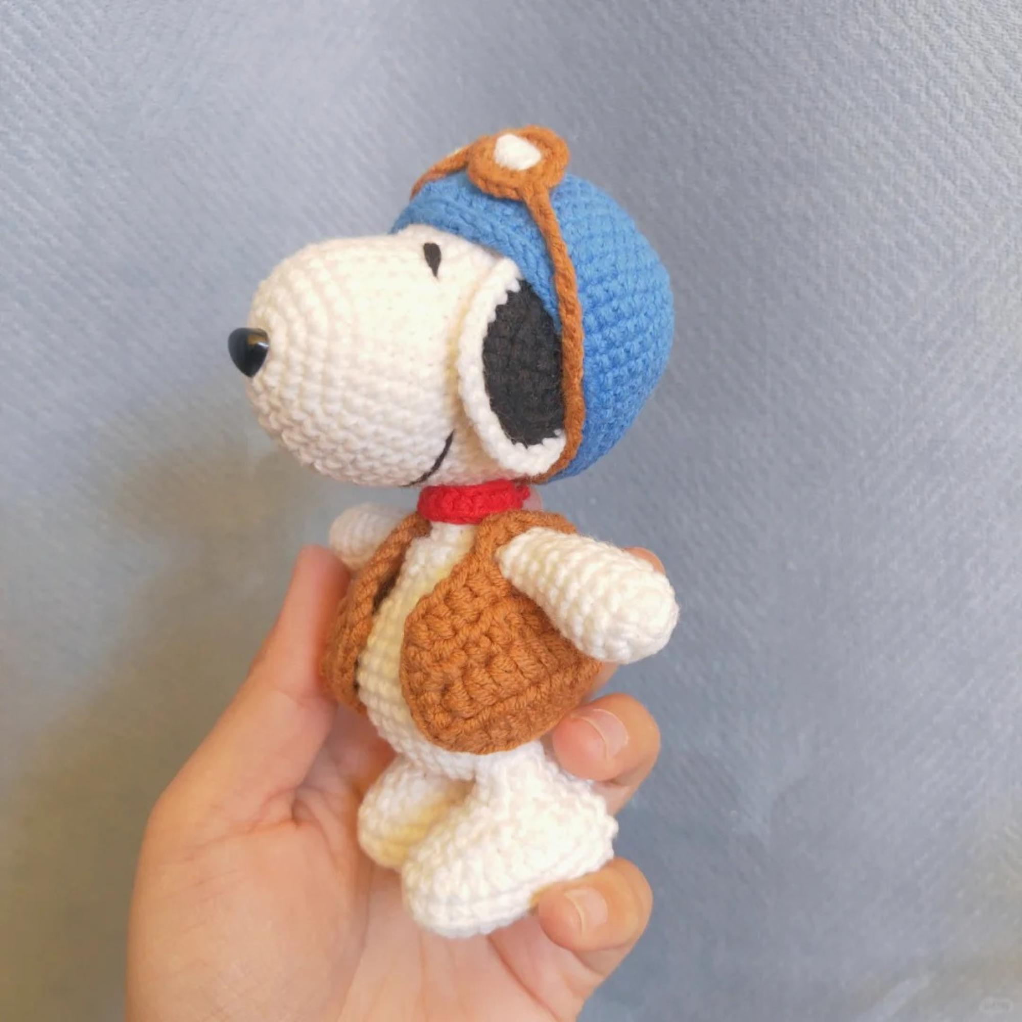 Snoopy Dog Amigurumi Crochet Pattern for Beginners, Crochet Christmas ...
