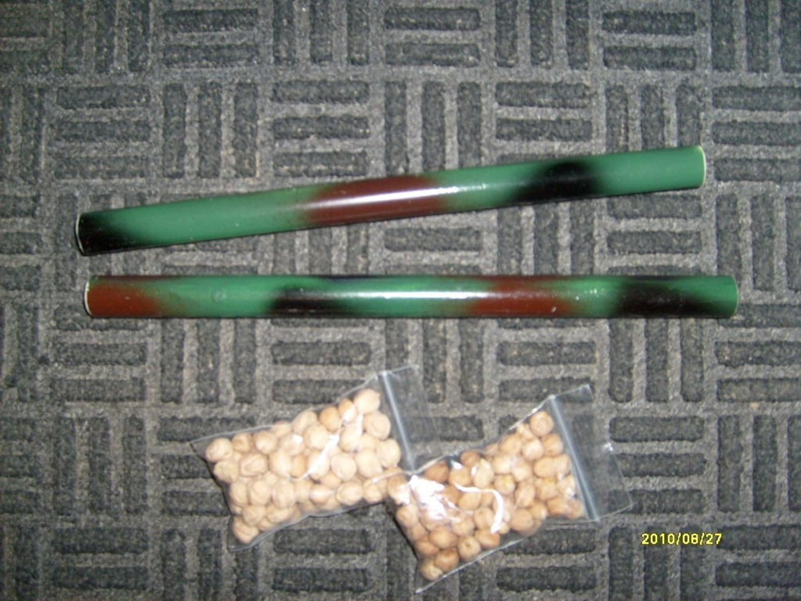 2 Pea Shooters - Etsy