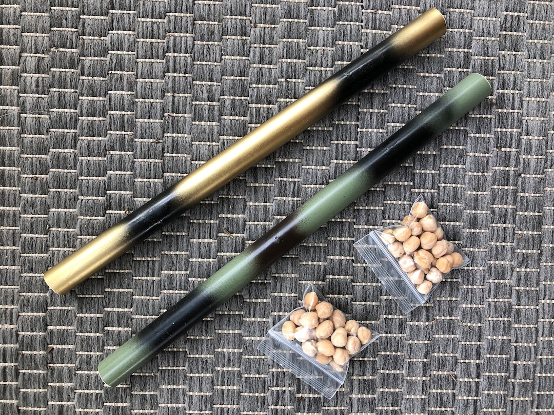 2 Pea Shooters - Etsy