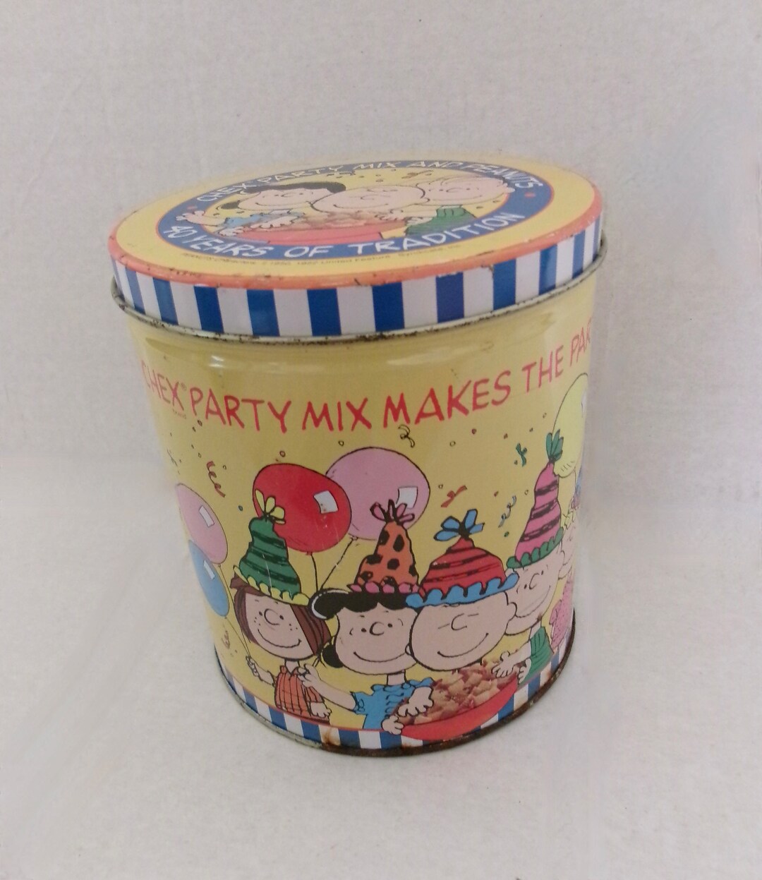 Chex Mix Peanuts Characters Tin Vintage 1966 Charlie Brown Lucy Linus ...