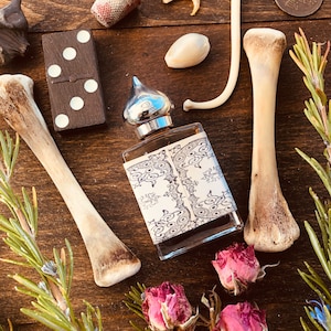Bone Reader Ritual Oil ~ Bone Reader, Throwing Bones, Throwing the ...