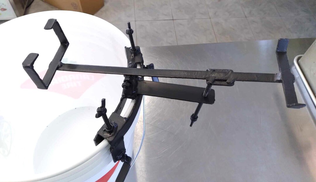 Easy Slide Sluice Box Bracket With Bucket Clamp - Etsy