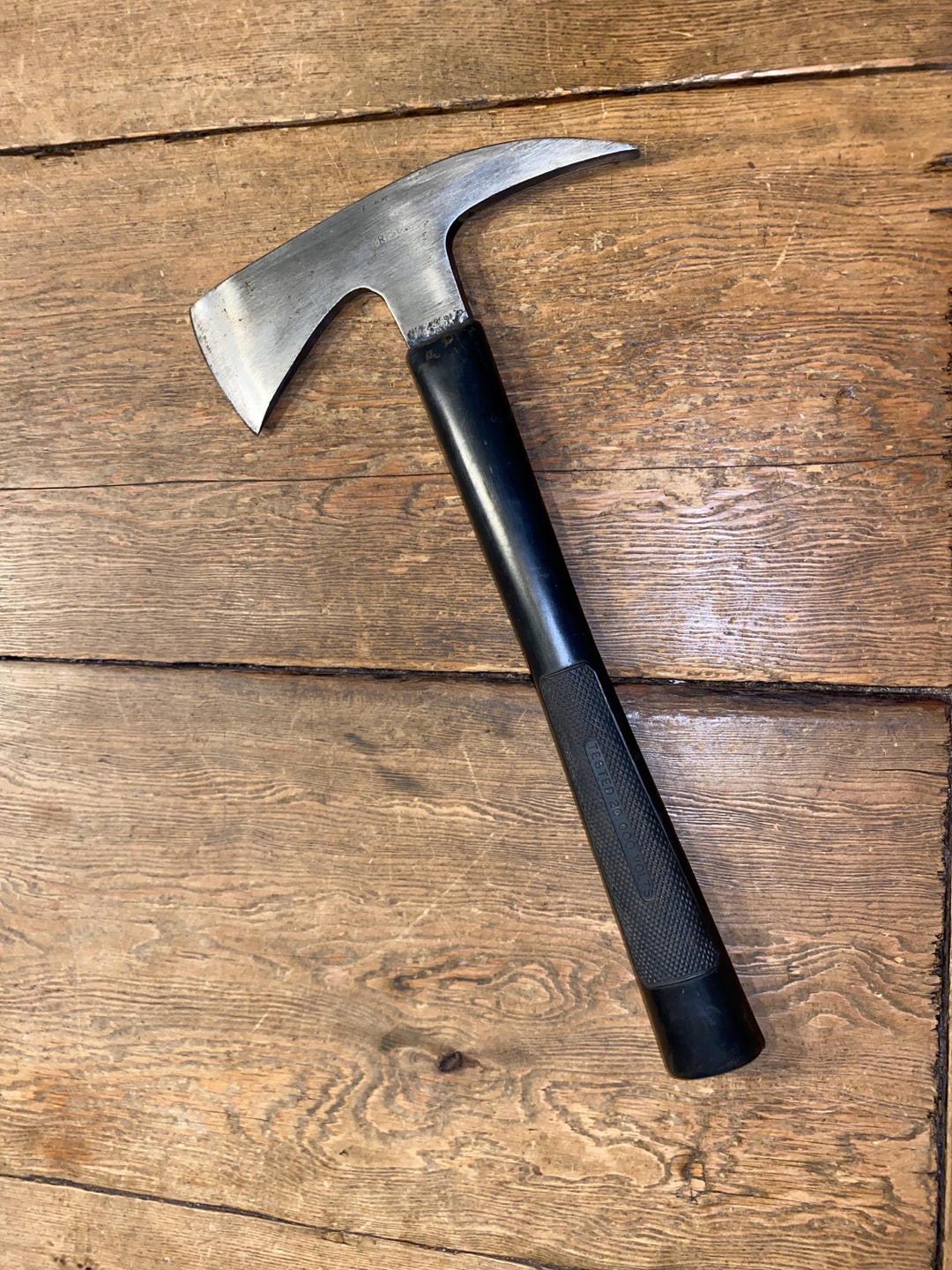 Vintage Fireman’s Axe British Rail Dated 86 Insulated Hande Carpenters ...