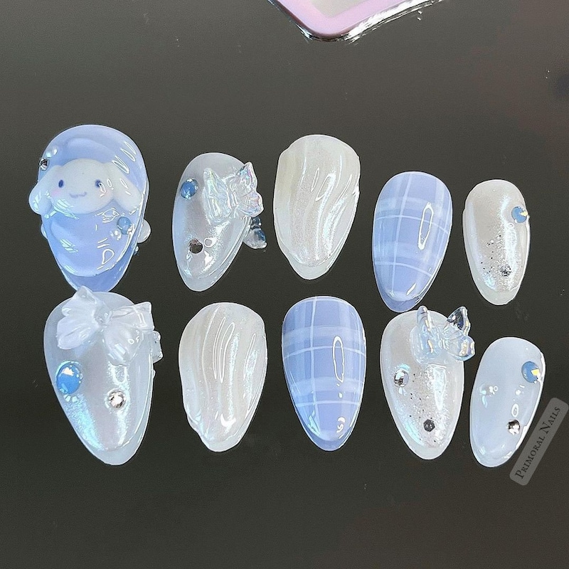 Cinnamon Roll Press on Nails - Etsy