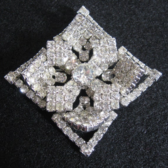 1950s Brooch Kramer New York Signed Clear Rhinestone … - Gem