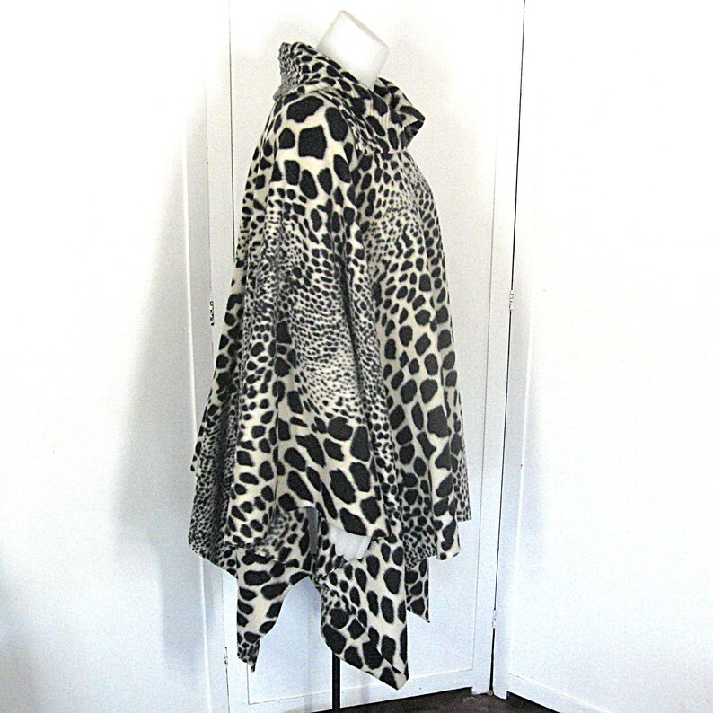 Vintage Poncho Animal Print Black & White Spots Fleece W/ Collar My ...