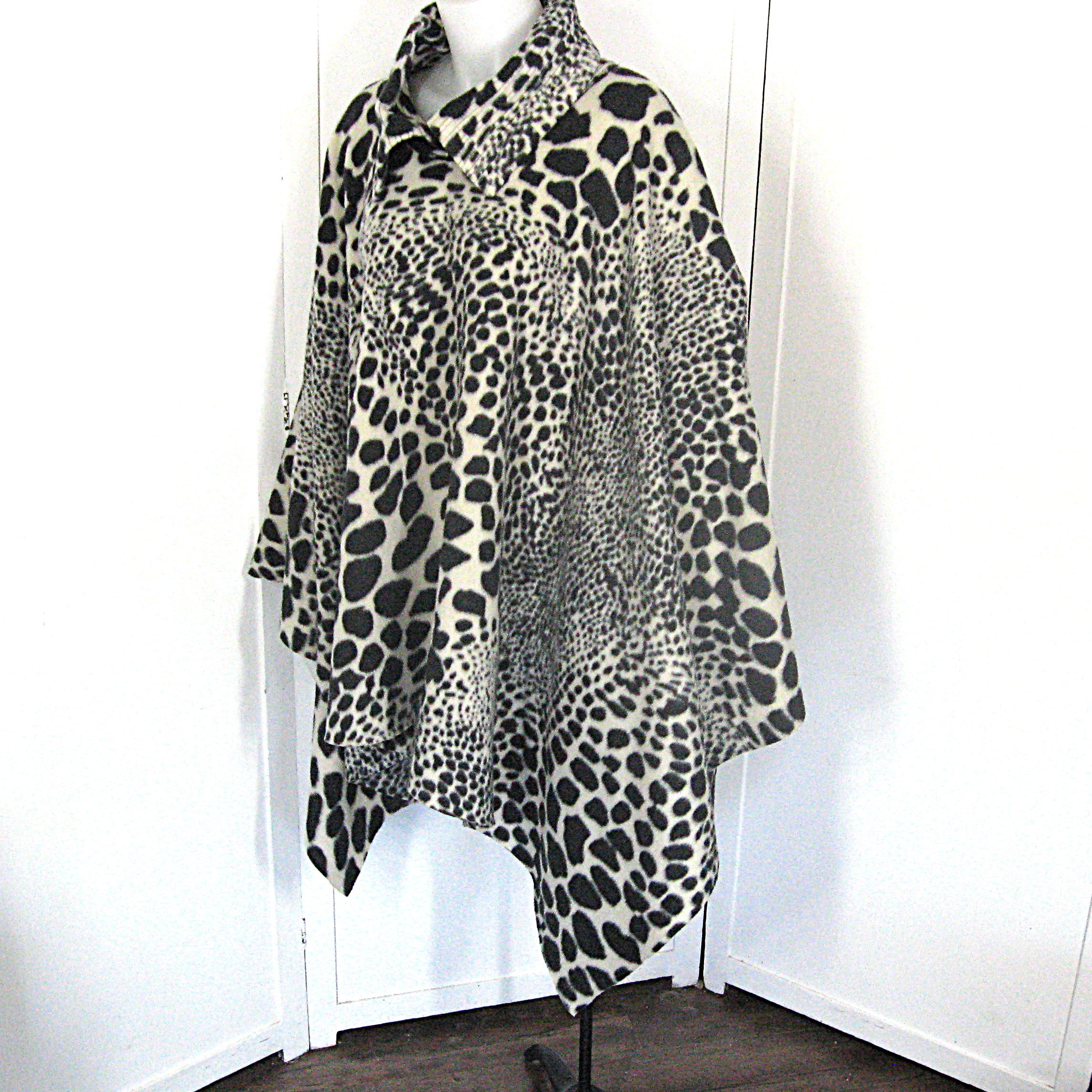 Vintage Poncho Animal Print Black & White Spots Fleece W/ Collar My ...