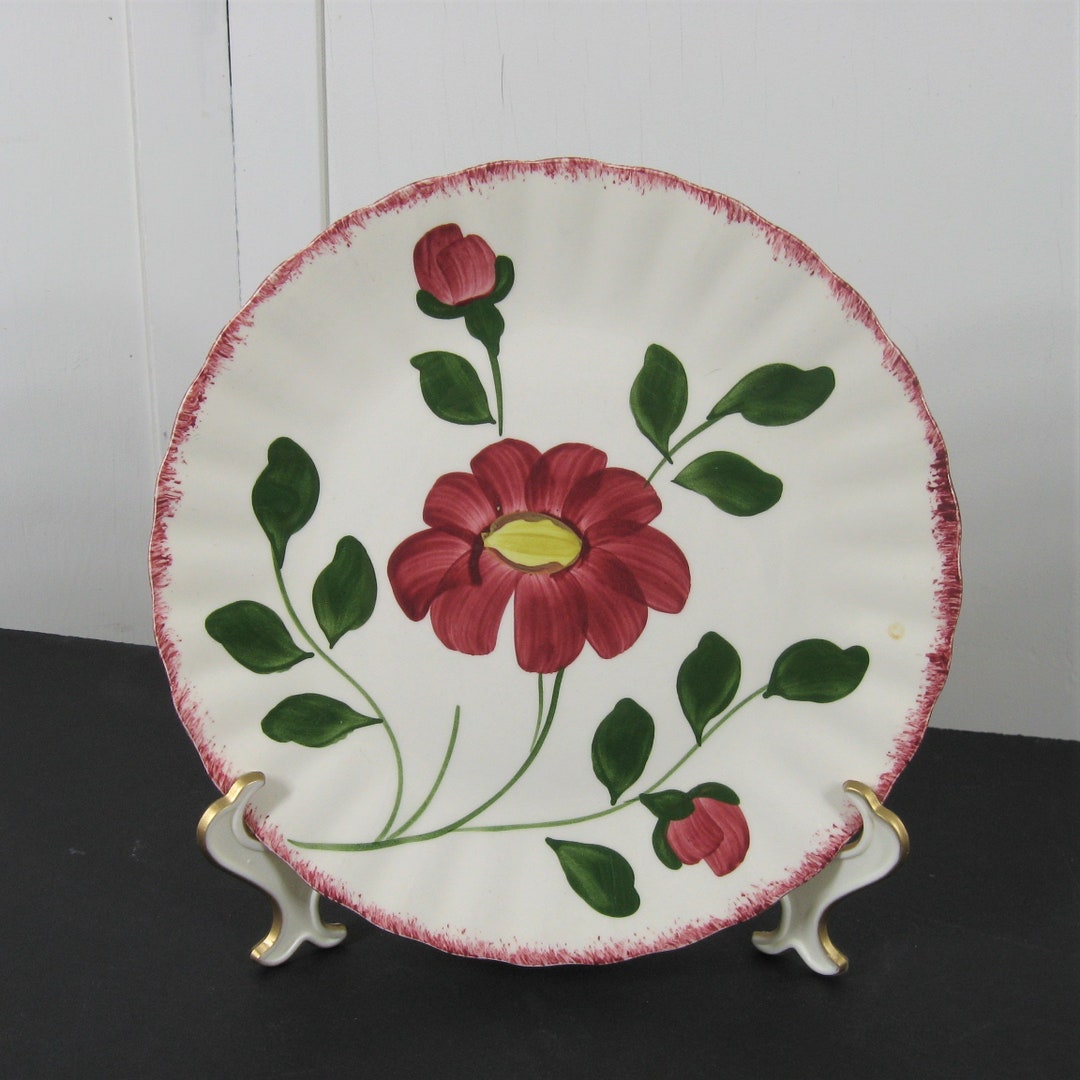 Red Nocturne Luncheon Plate 9 1/4 Blue Ridge Southern Potteries Vintage ...