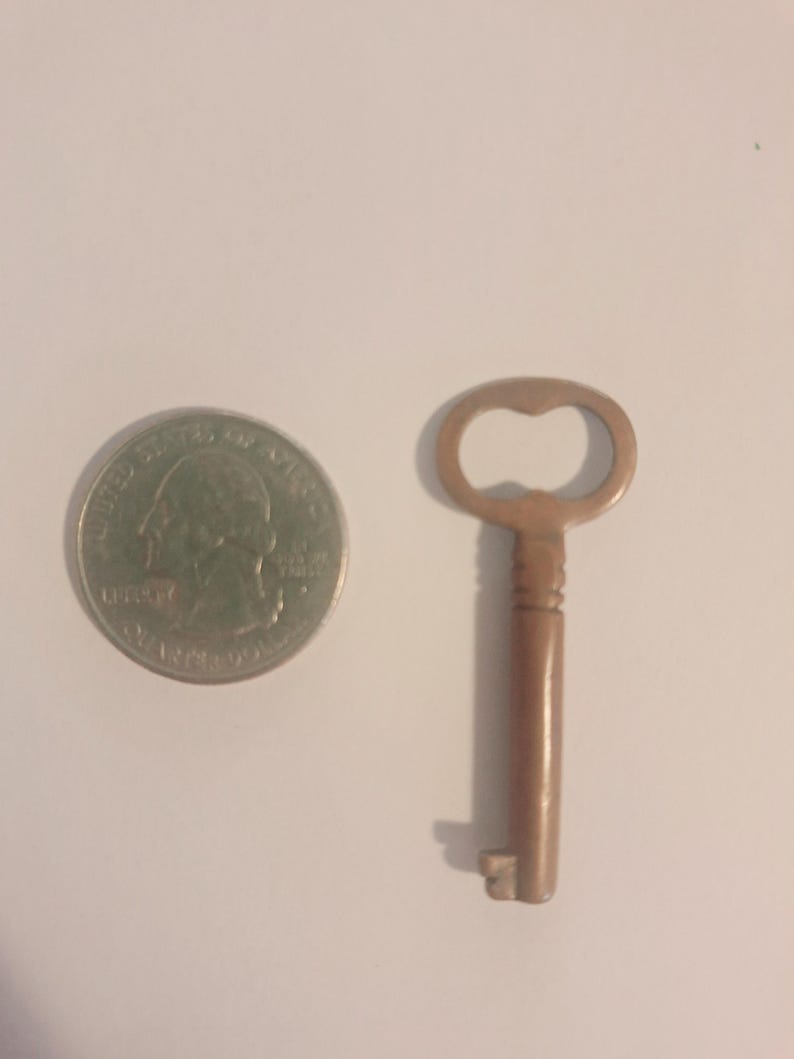 Small Vintage Skeleton Keys Antique Keys Old Cool Keys for Antique ...