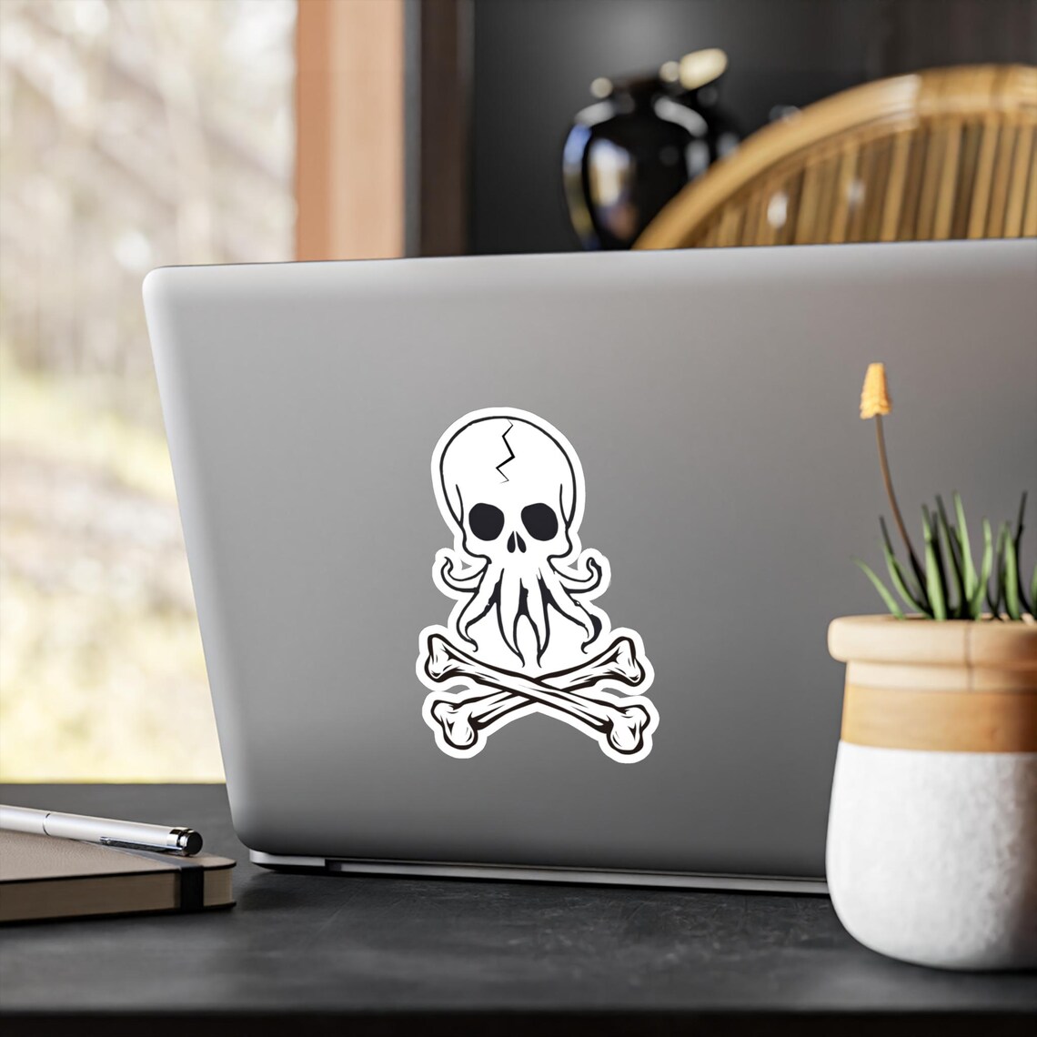 Pirate Theme Kiss-cut Vinyl Decals, Jolly Roger Bumper Sticker, Skull ...