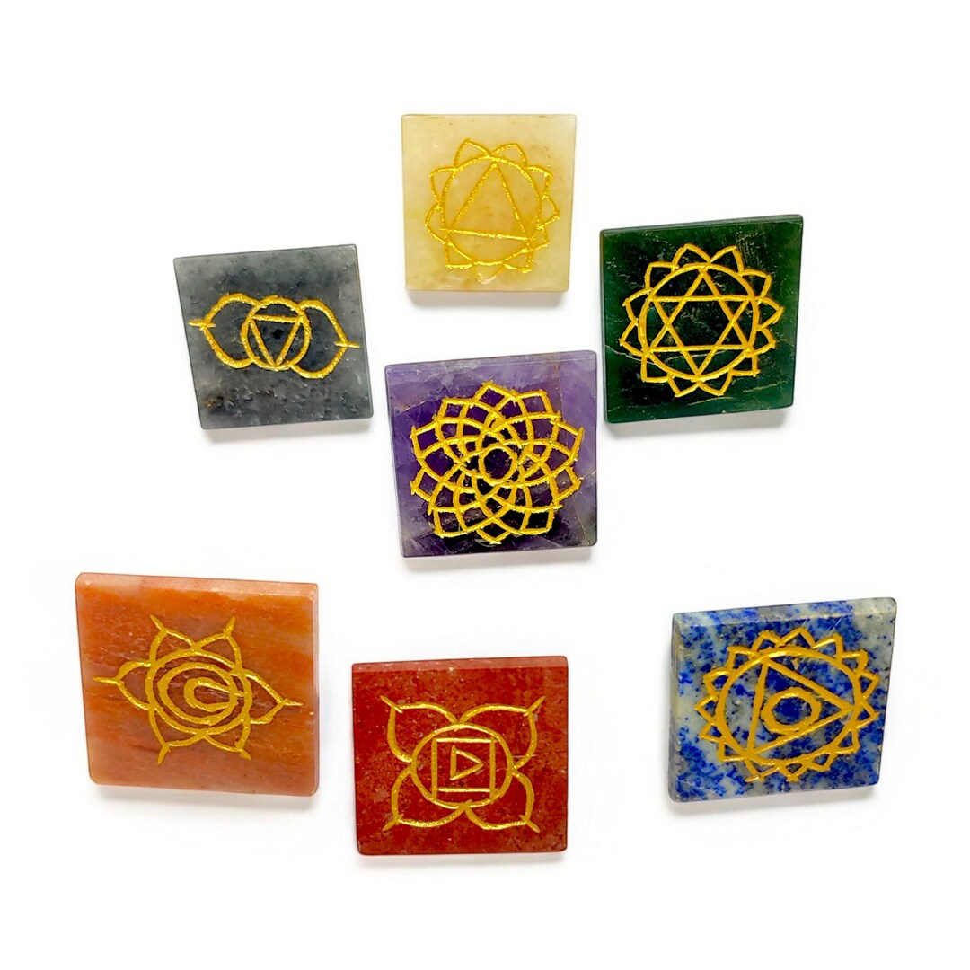 Seven Chakra Pyramid Set | Engraved Gemstone Pyramids | Reiki Healing ...