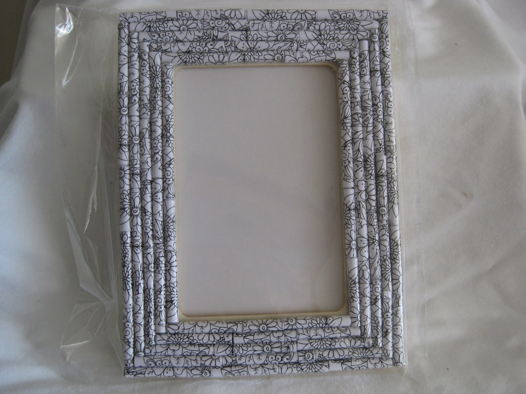 Picture Frame, Hand Decorated W Upcycled Rolled up Paper, Black & White ...