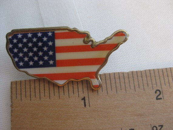 Map of the USA lapel pin, vintage, collectible, Patri… - Gem