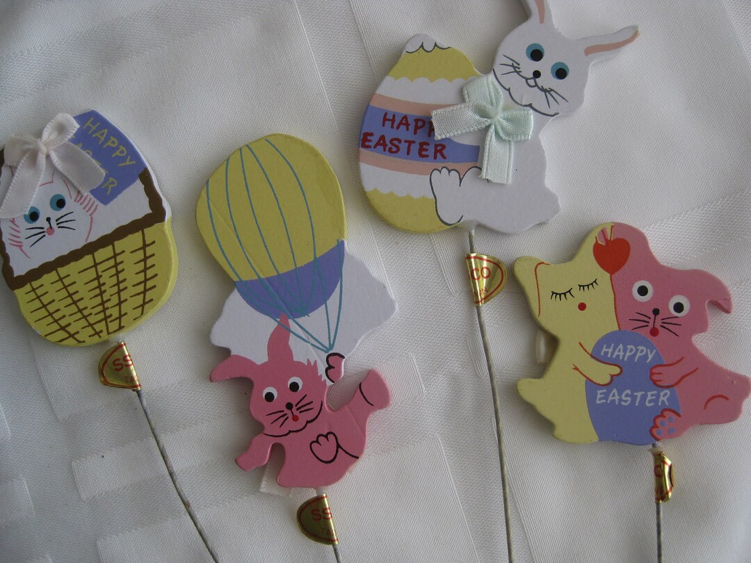 Easter Picks, 4 Different Picks to Decorate Your Holiday Table - Etsy