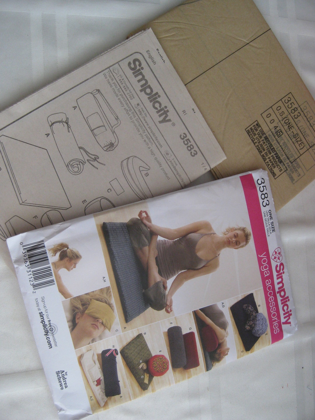 Yoga Accessories Sewing Patterns, Simplicity One Size 3583, Uncut ...