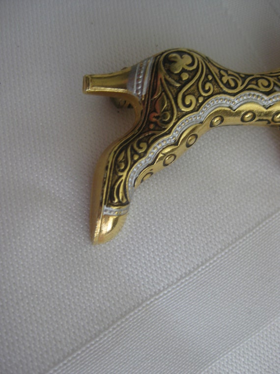 Victorian style boot pin, antique gold tone with beau… - Gem