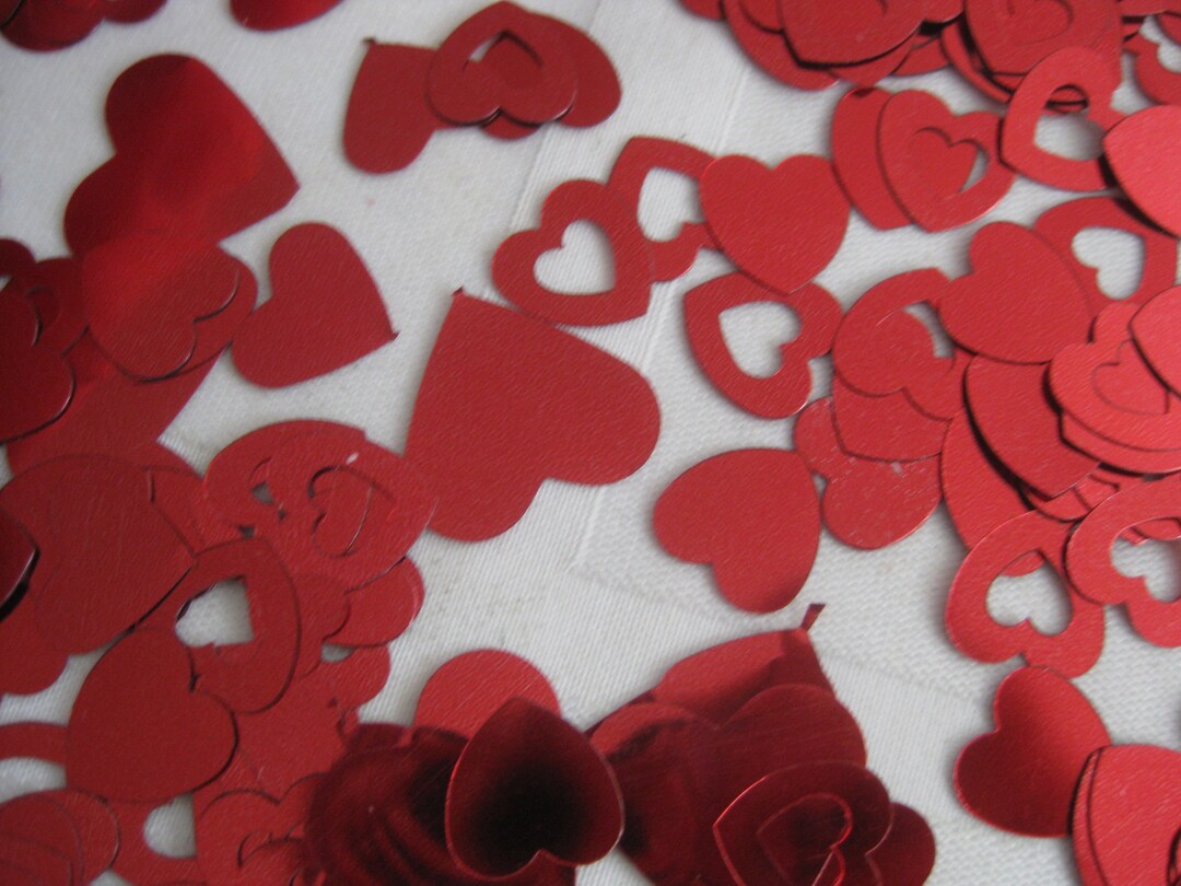 Metallic Red Shiny Hearts Confetti, Diff. Size Hearts. Table Scatter ...