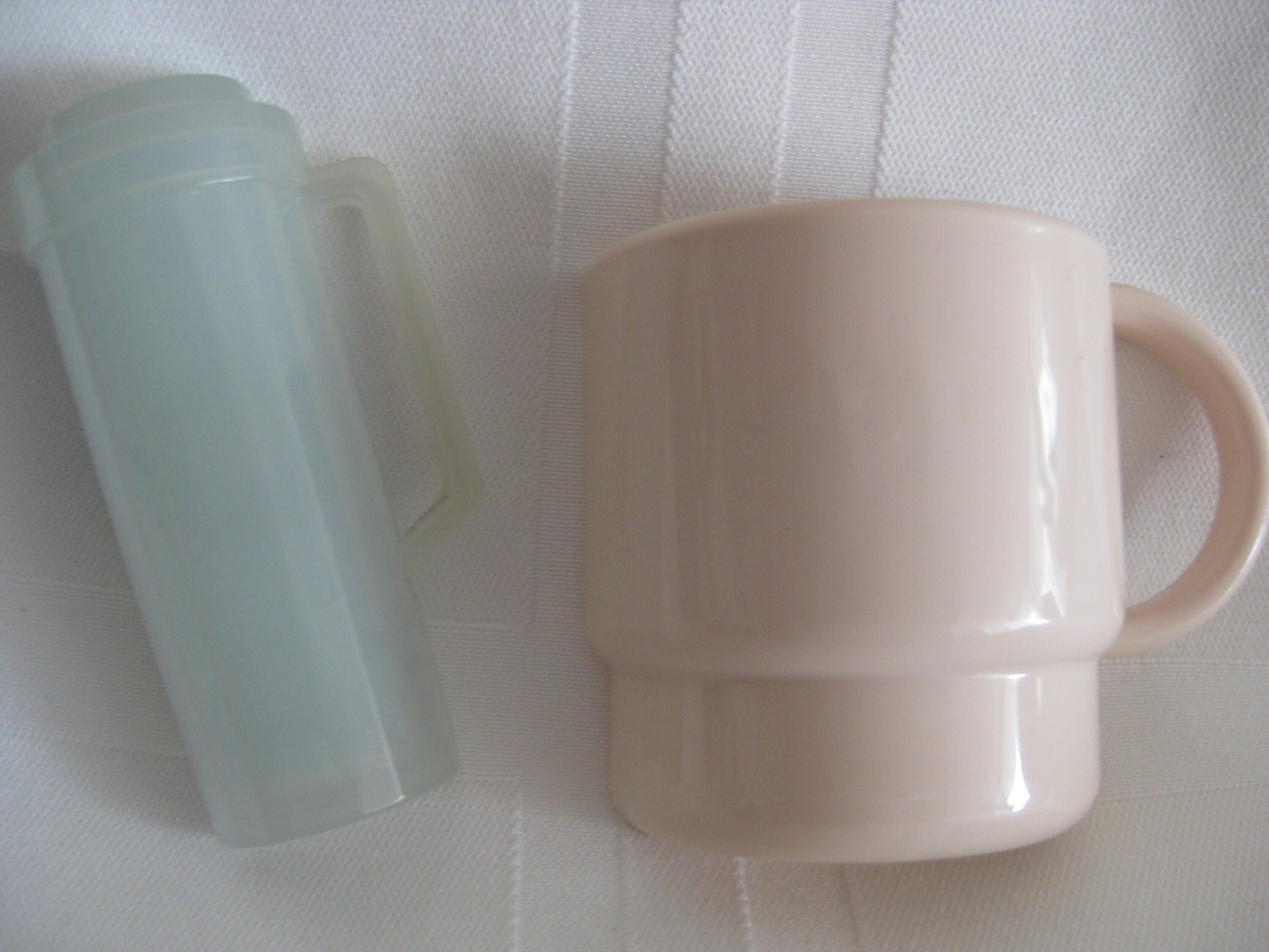 Kitchen Décor a cup and a pitcher 1990's Collectibles. Tupperware ...
