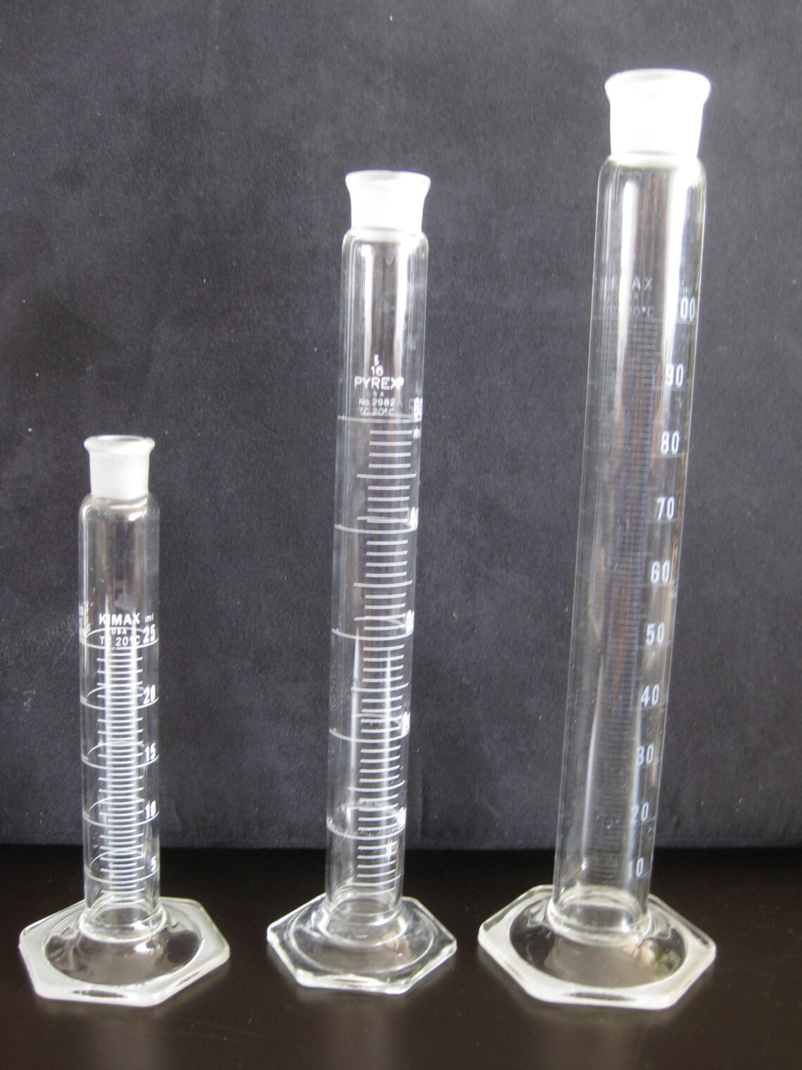 Lab Glass Vintage Set of 3 Lab Glasses Graduated Cylinders - Etsy