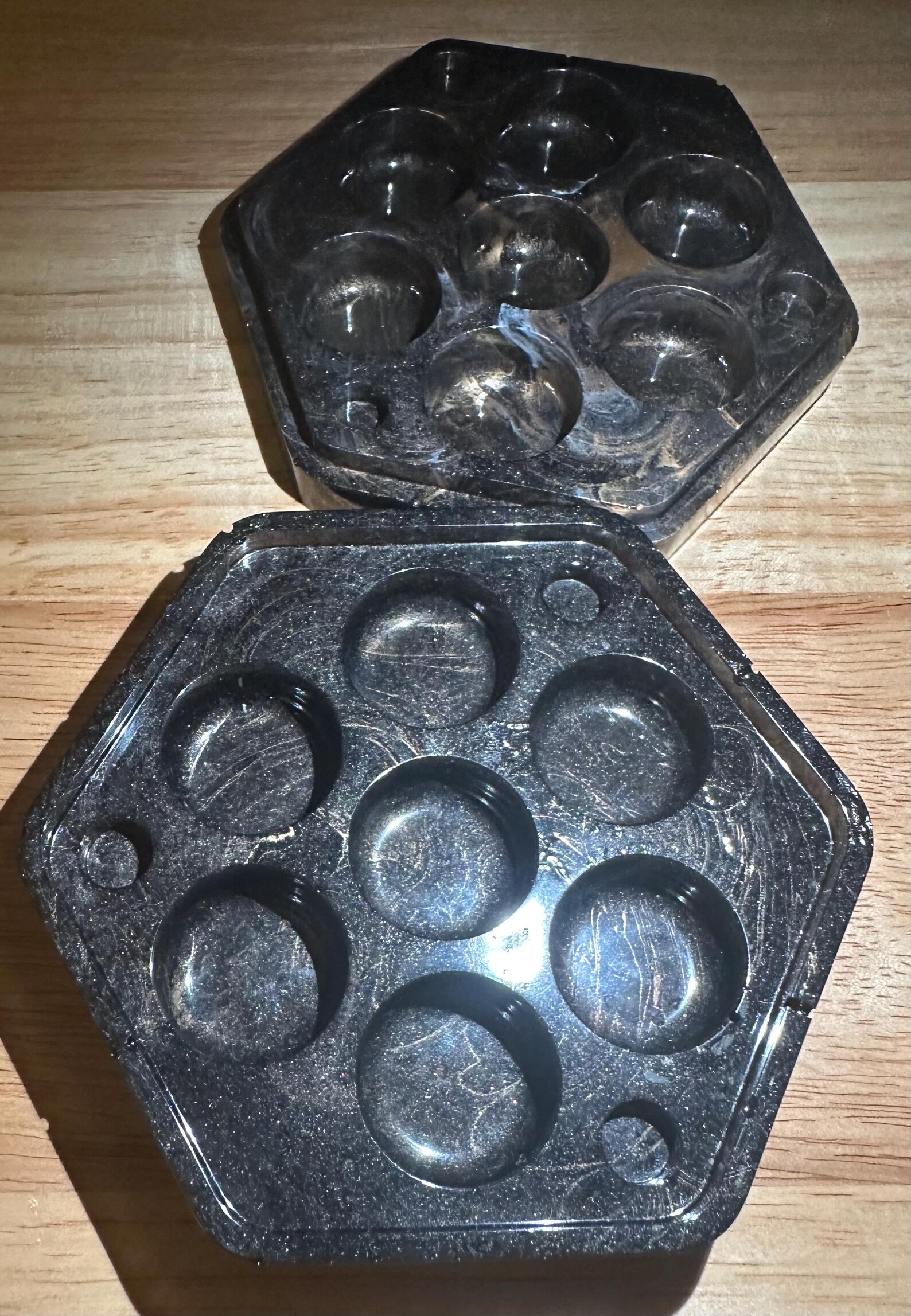 Dnd CASE 7-piece D9 Set, Customize to Match YOUR DICE - Etsy