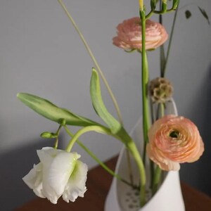 Flower Vase With Flower Separator - Etsy