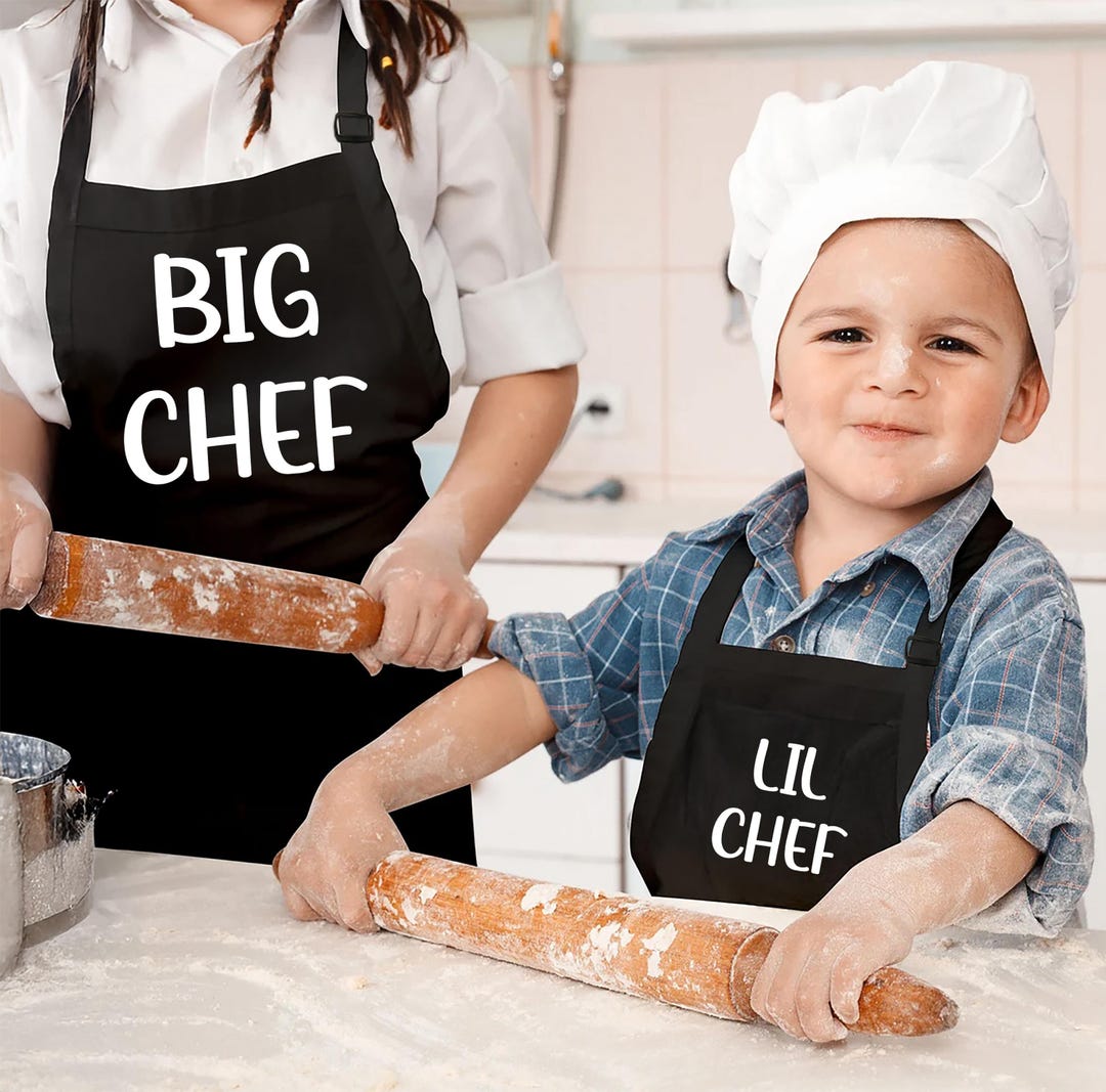 Custom Mom and Daughter Matching Apron Set , Custom Family Aprons ...