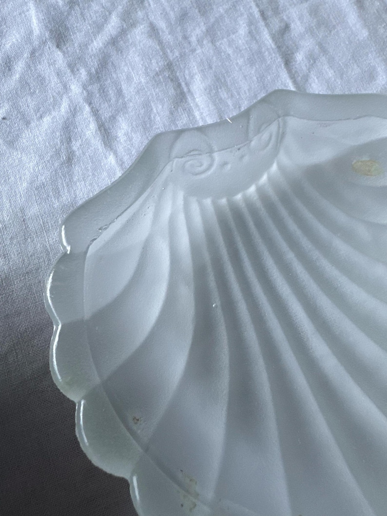 Vintage Saint-jacques Scallop Shell Butter Dish With Glass Insert ...