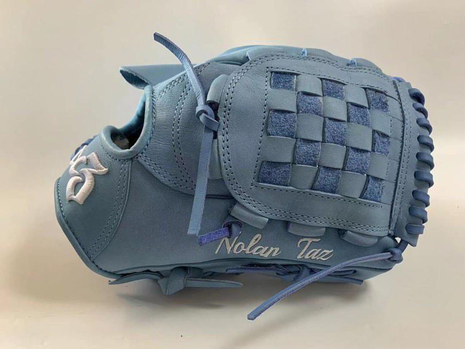 DC3 Customizable Baseball Glove - Etsy